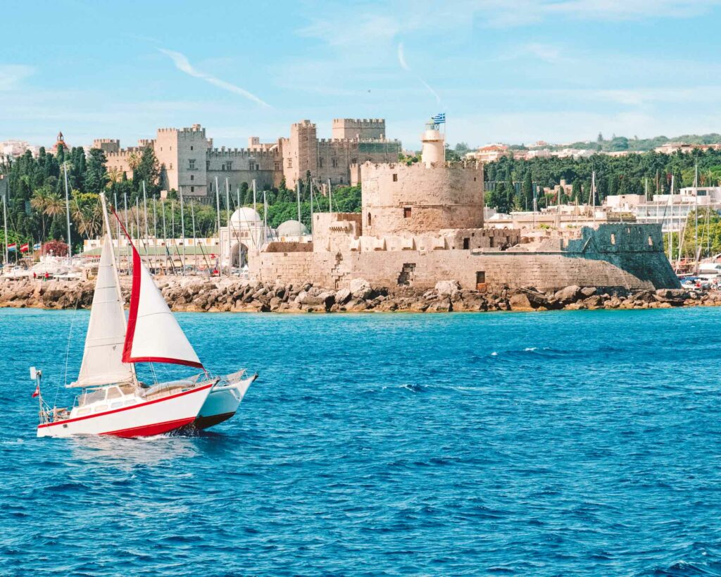 O que fazer em Rodes Grécia: 15 pontos turísticos imperdíveis