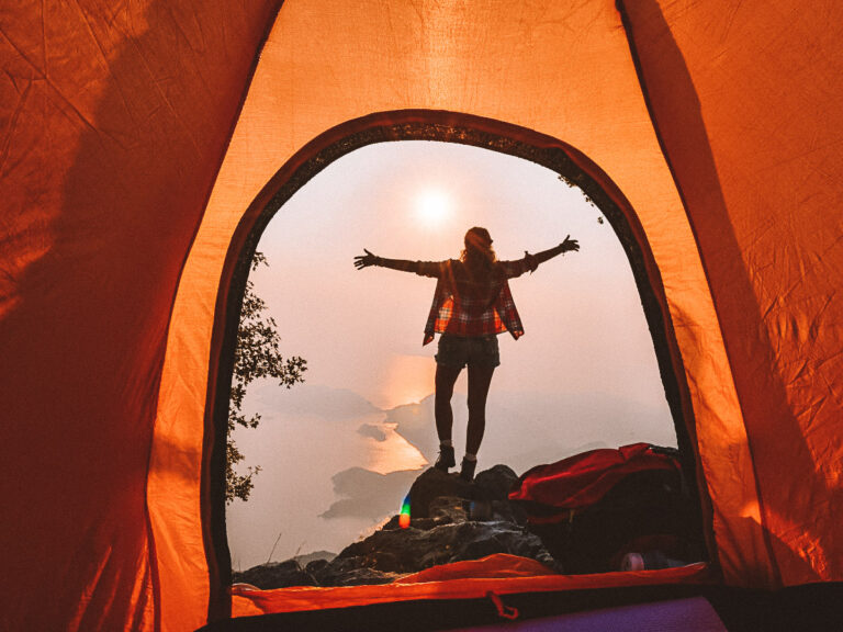 O que levar para acampar: guia para não passar perrengues